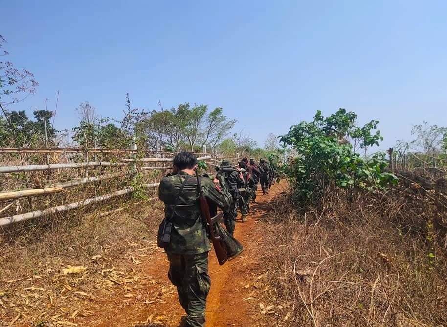 ဖရူဆိုမြို့ရှိ စစ်ကောင်စီ၏ ခမရ ၄၂၈ တပ်ရင်းနှင့် မြို့မရဲစခန်းကို ကရင်နီပူးပေါင်းတပ်ဖွဲ့ ဝင်ရောက