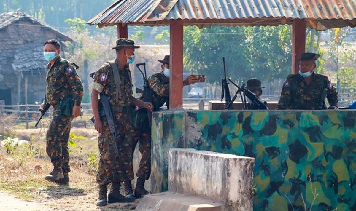 Knu တပ်မဟာ ၂ တွင် စစ်ကောင်စီတပ်ဖွဲ့ဝင်များ ၂ ကြိမ် မိုင်းဆွဲတိုက်ခိုက်ခံရပြီး စစ်သား ၇ ဦးသေဆုံး