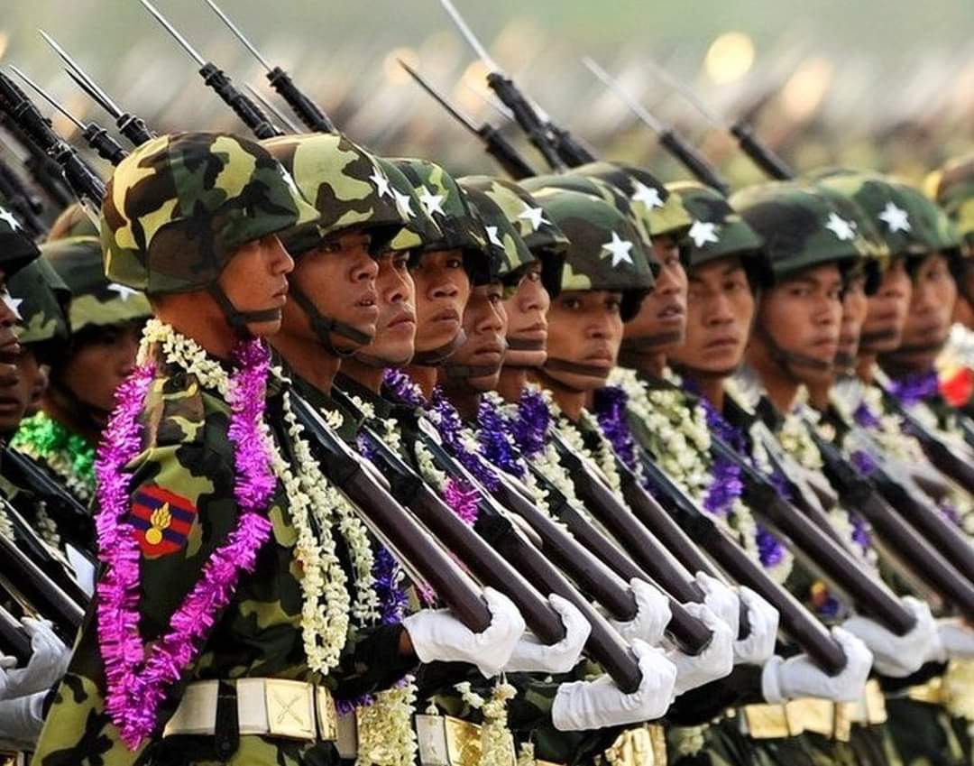 မြင်းမူမြို့နယ်တွင် စစ်ကား ၃ စီးကို မိုင်းဆွဲတိုက်ခိုက်ရာ စစ်သား ၁၅