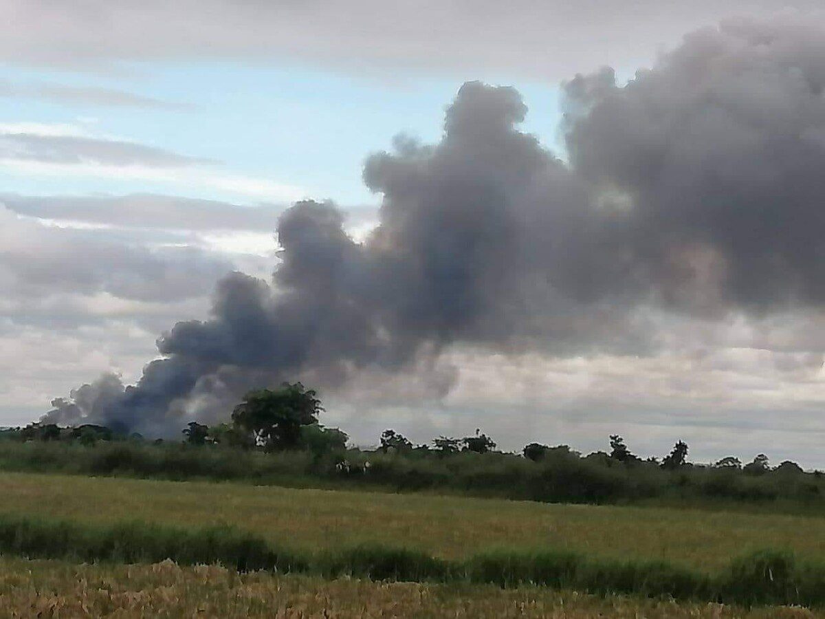 ဒီပဲယင်း၊ ကိုင်းကံရွာကို စစ်တပ်က မီးတင်ရှို့နေ၊ လျှော်ဖြူရွာသား ၁ ဦးကို