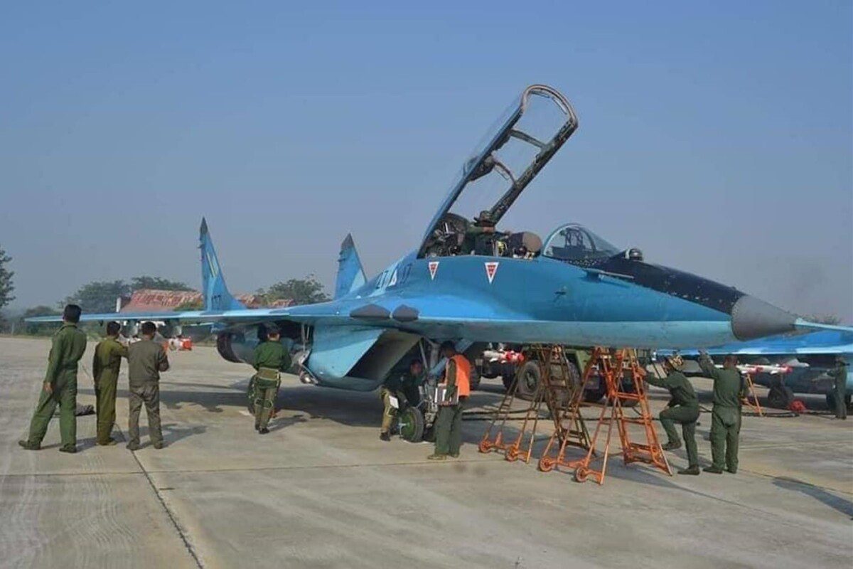 တံတားဦးလေတပ်မှ တိုက်လေယာဉ် ၂ စီး ကချင်ပြည်နယ်ဘက်သို့ ဦးတည်ပျံသန်းဖွယ်ရ