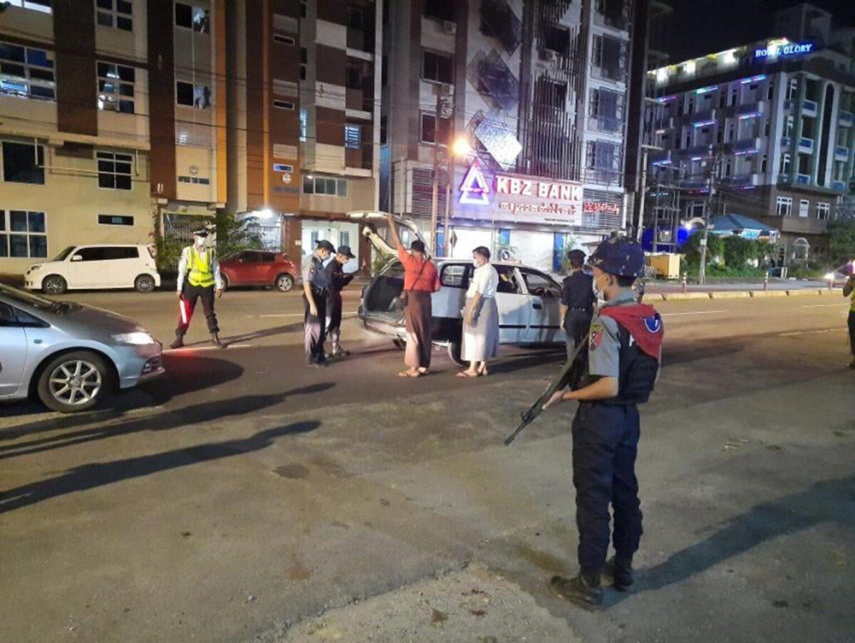 ရန်ကုန်တာမွေ၊ ကျိုက္ကဆံဝင်းရှိ စစ်တပ်ဂိတ်ကို ဗုံးခွဲတိုက်ခိုက်၊ ဗဟန်း