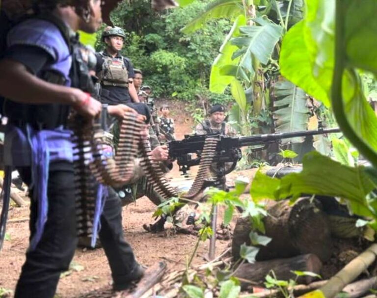 Breaking News ထိုင်း မြန်မာနယ်စပ်ရှိ စစ်ကောင်စီ၏ ကနဲလေးစစ်စခန်းကို