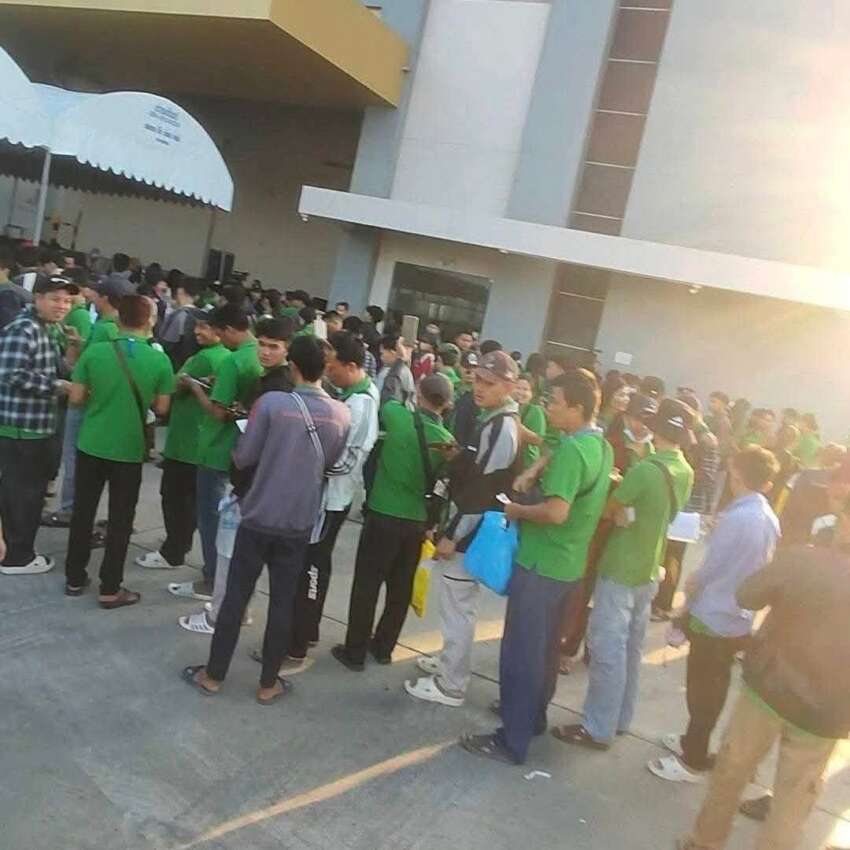 ထိုင်းနိုင်ငံရှိ အီလက်ထရောနစ်စက်ရုံတွင် တရားဝင် မြန်မာအလုပ်သမား ၁၆၀၀ ...